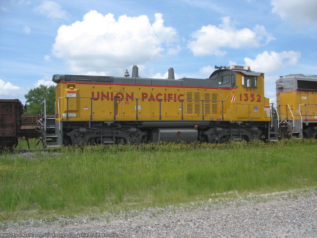Union Pacific 1352